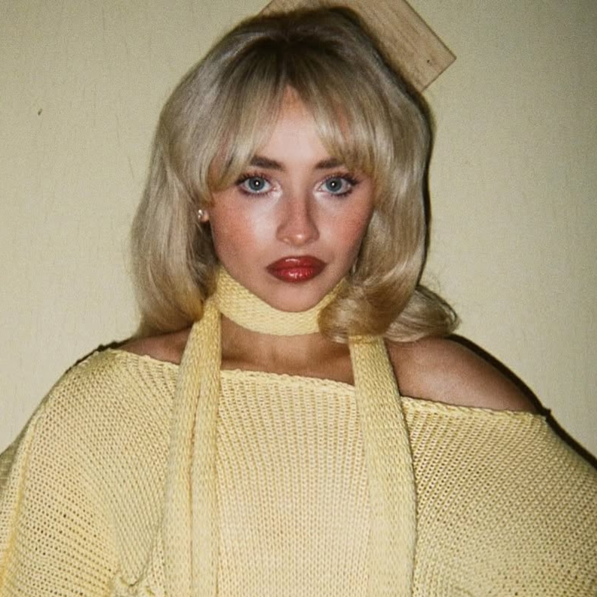 Sabrina Carpenter’s Creamy Buttery Blonde for “Manchild ...