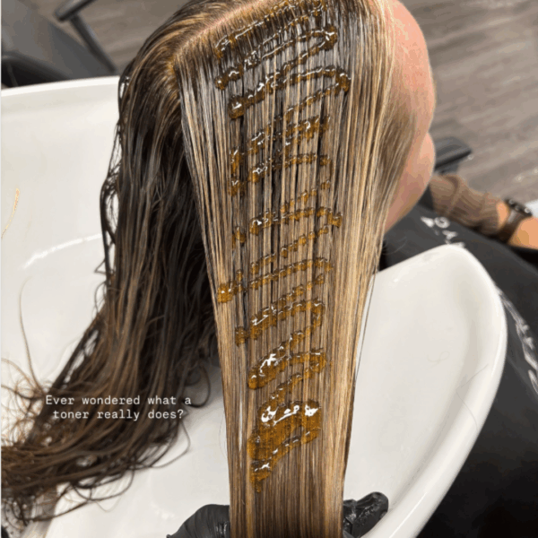 How To Create Bronde Hair: 7 Formulas & Color Tips - Behindthechair.com